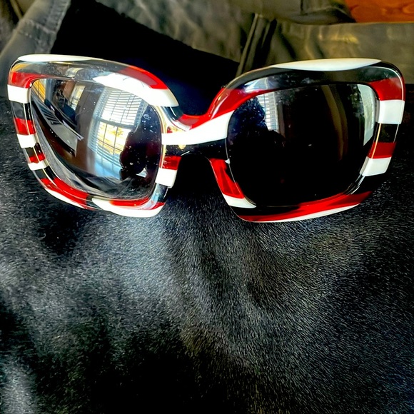 D&G | Accessories | Dolce Gabbana Dg Red White Black Designer ...